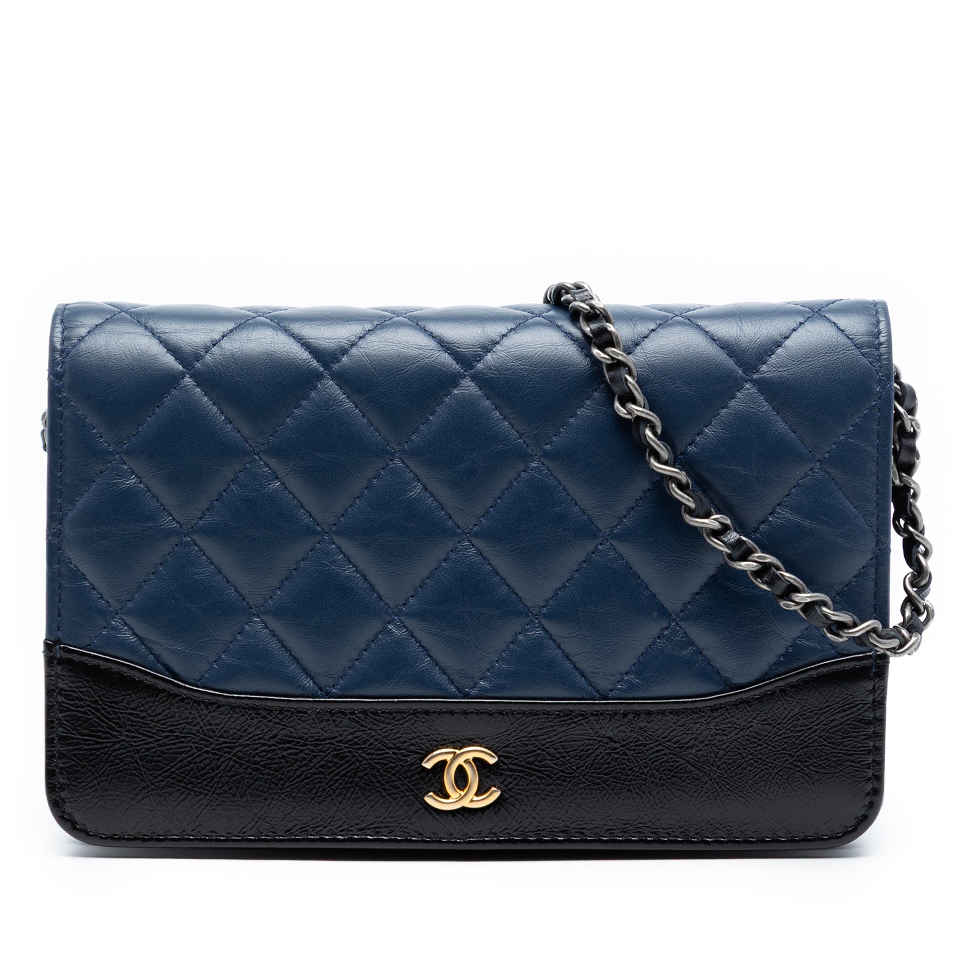 Quilted Aged Calfskin Gabrielle Wallet On Chain · HEWI